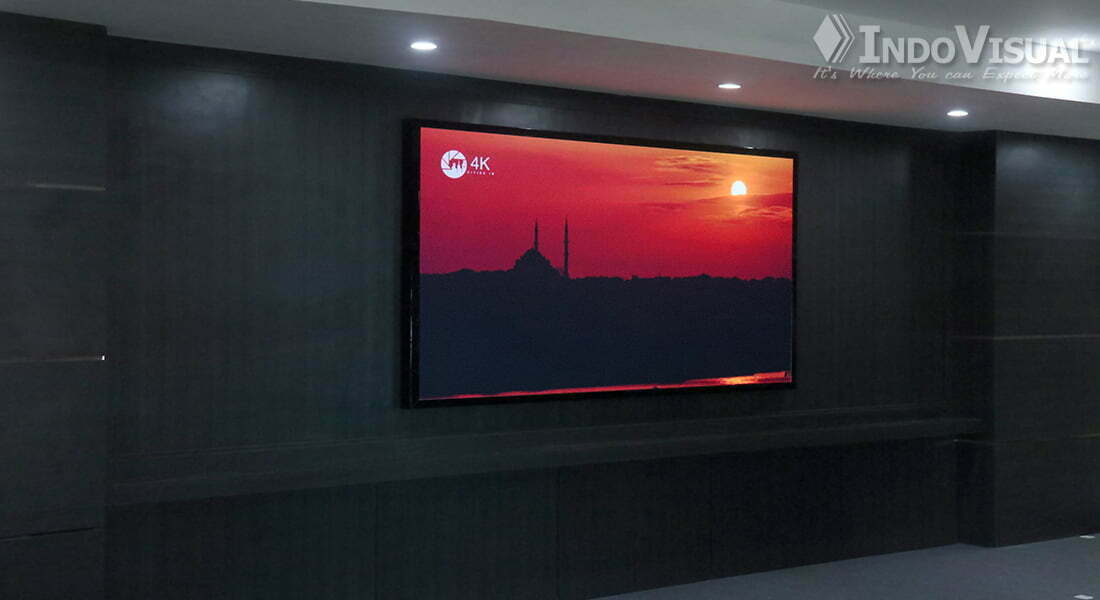 LED Display Indoor di Ruang Mini Theater Politeknik Energi dan Mineral ...